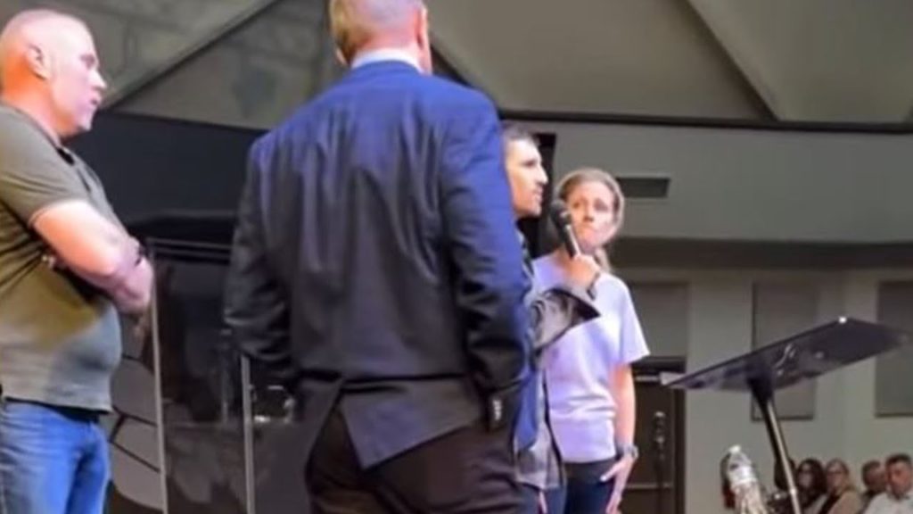 Woman Calls Out Indiana Pastor For Taking Her Virginity At The Age Of ...