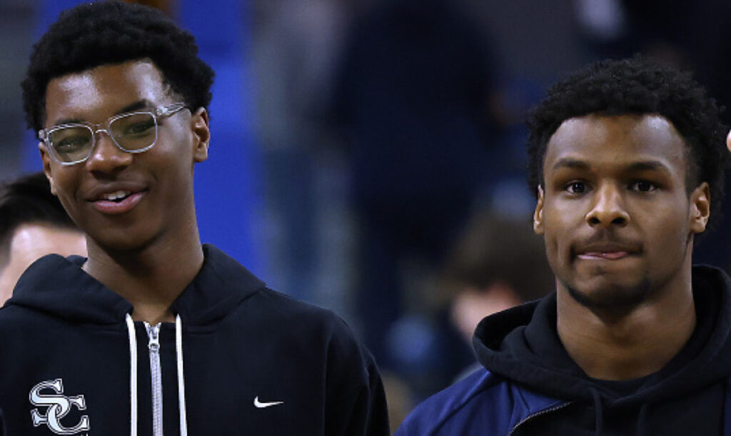 LeBron James' Younger Son Bryce Posts Sweet Photo of Him with Bronny ...