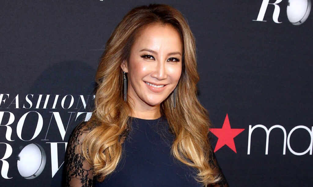 CoCo Lee, Singer And 'Mulan' Voice Actress Dies by Suicide at Age 48 ...
