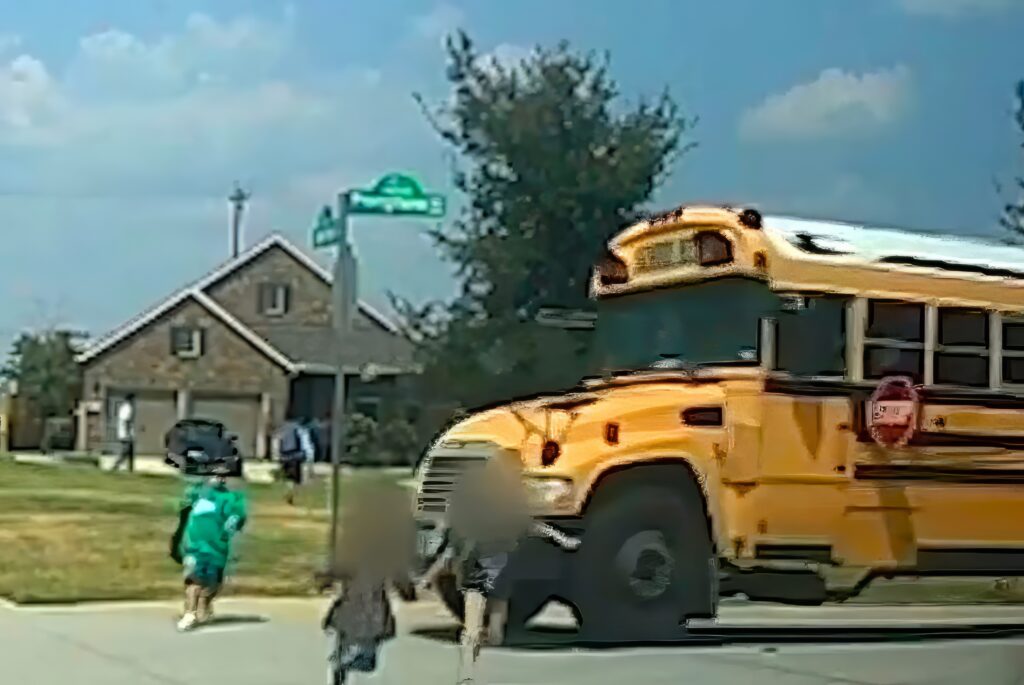 Texas Bus Driver Almost Runs Over Children As Parents Are Left In Shock ...