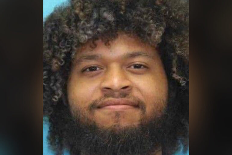 Airbnb Host Allegedly Tied Up & Robbed By Armed Man Who Rented A Room ...