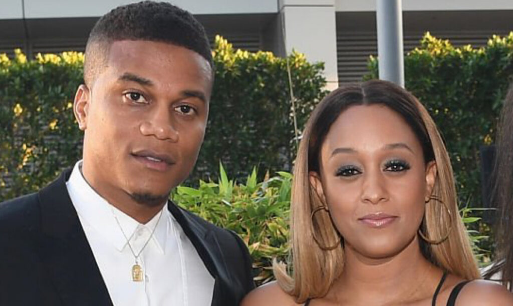 Tia Mowry Claps Back At Fan Who Claims She’s Too Focused On Commenting ...