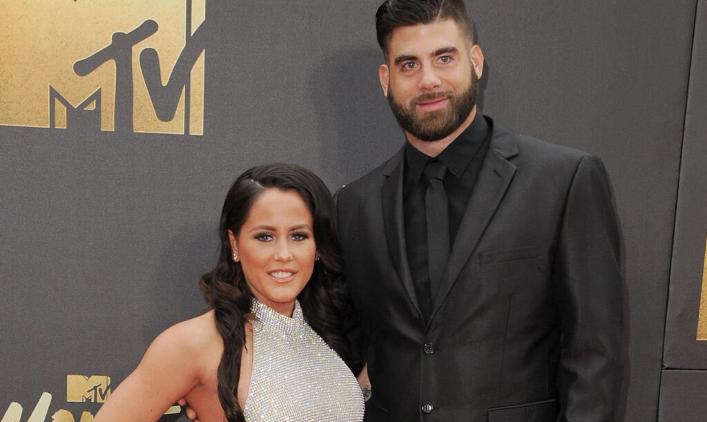 Jenelle Evans' Husband, David Eason Charged With Child Abuse In Case Involving Her 14-Year-Old ...