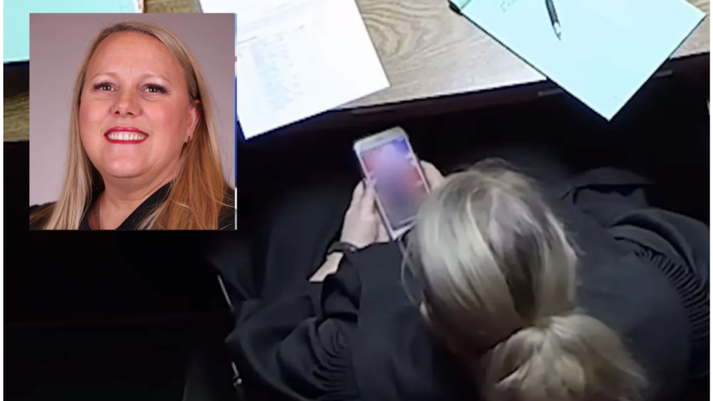 Oklahoma Judge Caught Texting 500 Times During Toddler's Murder Trial ...