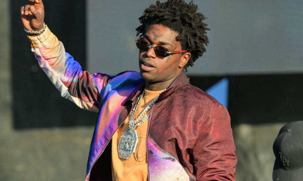 Kodak Black Gets Star Of David Bling — Says His Heart Goes Out To His ...