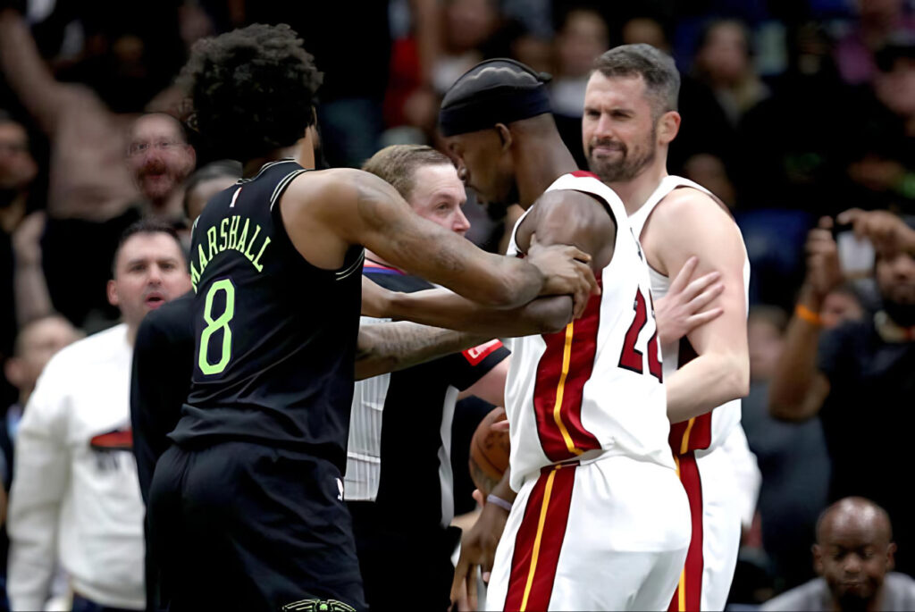 4 Players Ejected After Naji Marshall Chokes Jimmy Butler During NBA ...