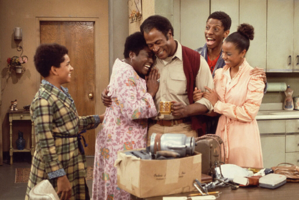 ’Good Times’ Cast Members React To The Reboot • Hollywood Unlocked