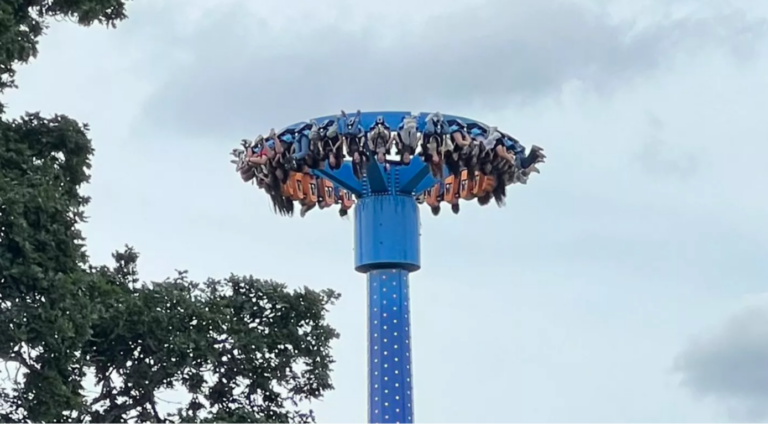 Teen Stuck Upside Down on Amusement Park Ride For 20 Minutes ...