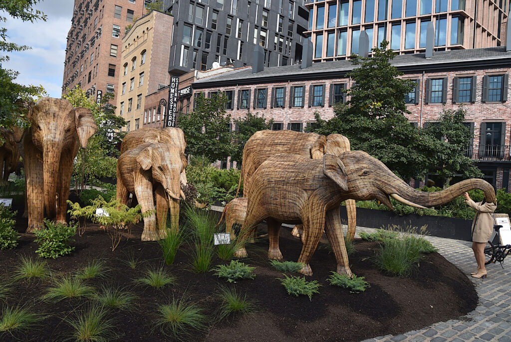 Couple Caught Having ‘Loud Sex’ On Huge Elephant Sculpture Ahead of ...