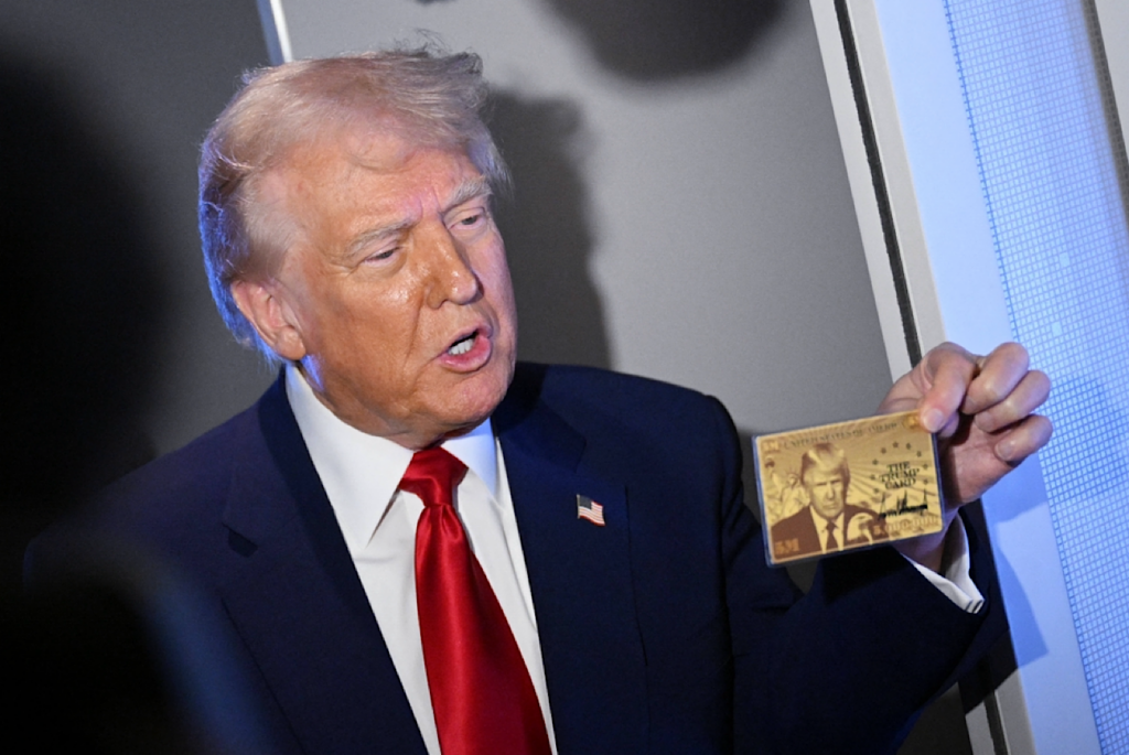 Donald Trump Debuts $5M 'Gold Card’ That Will Offer Path To Citizenship ...